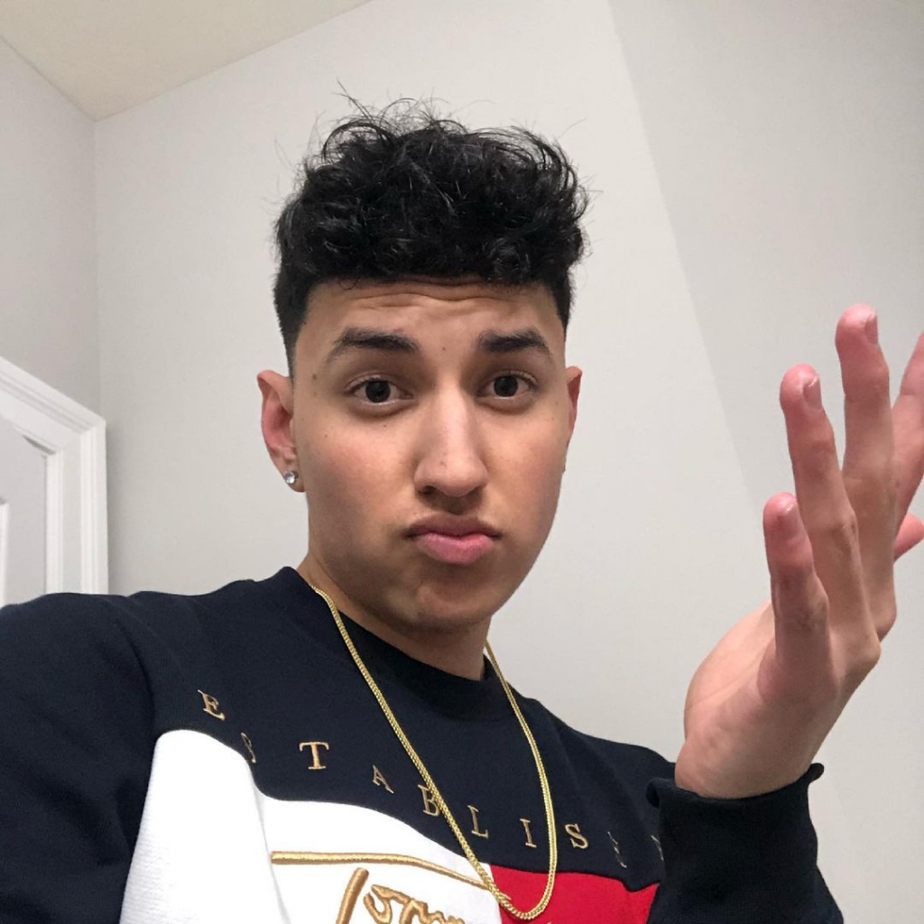 Fortnite Pro Slick banned from Twitch for streaming movies | GINX ...